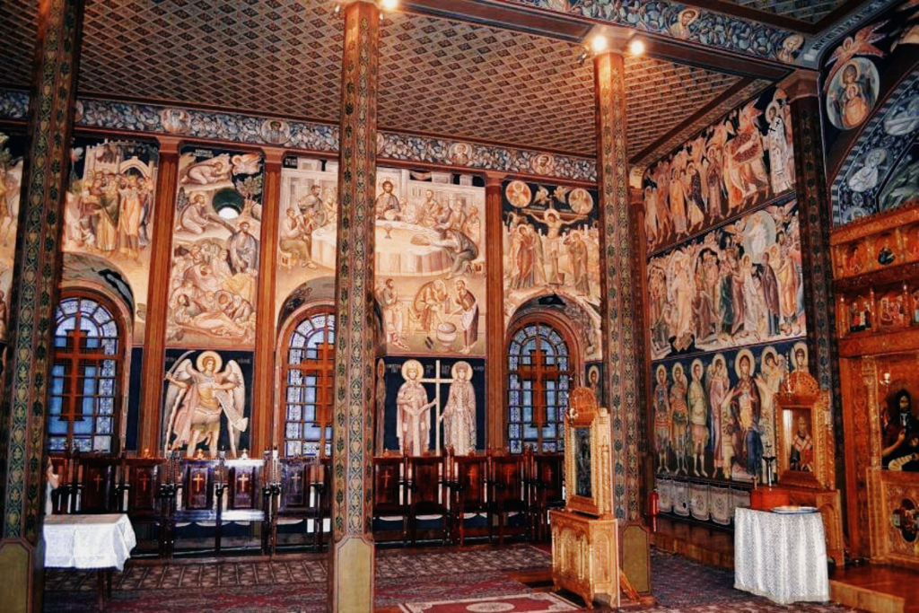 Biserica „Sf. Arhangheli Mihail și Gavril” din Brăila ⛪️ din Brăila ...