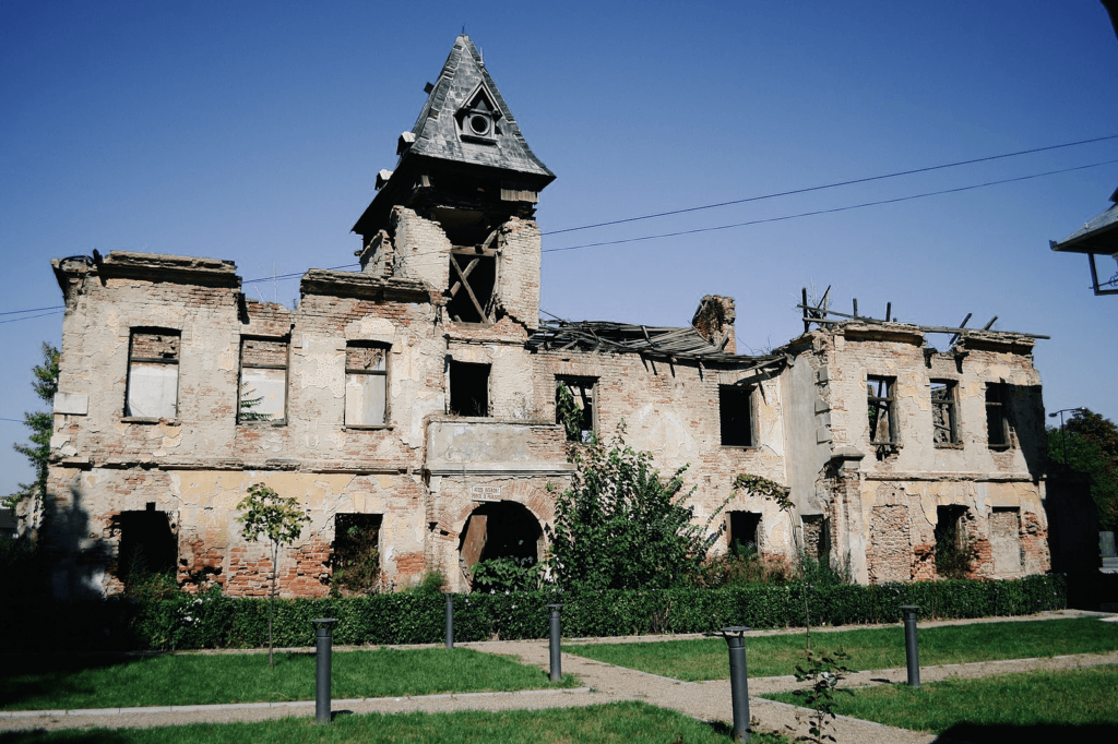 Conacul Marghiloman din Buzău - Descoperă Obiectivul Turistic