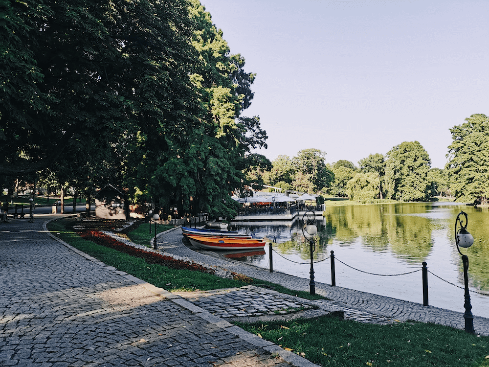 Parcul Nicolae Romanescu 🌳 din Craiova, jud. Dolj | Fermoar